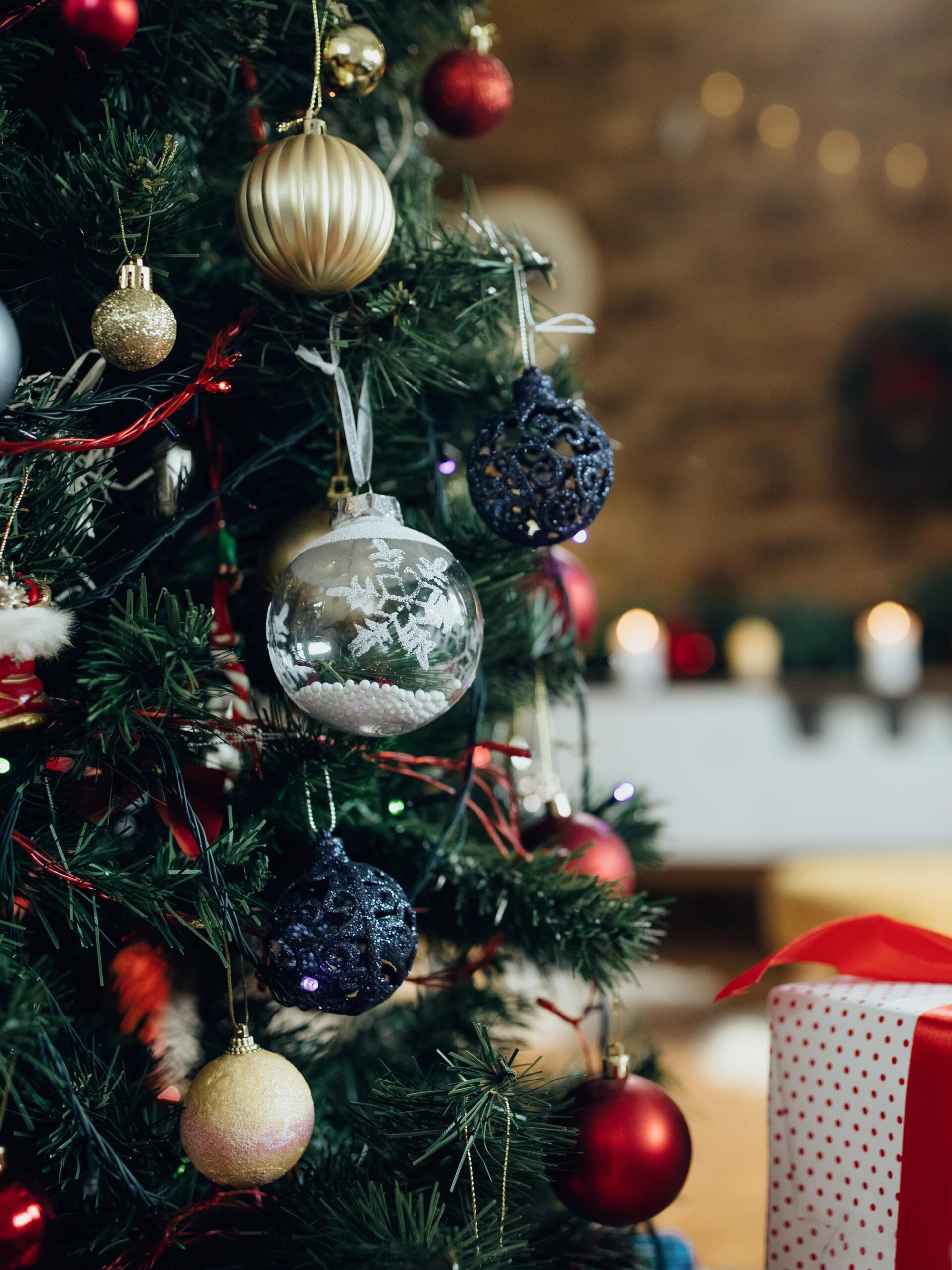 Tips To Avoid Travel Sickness On Christmas Holidays | Kwells